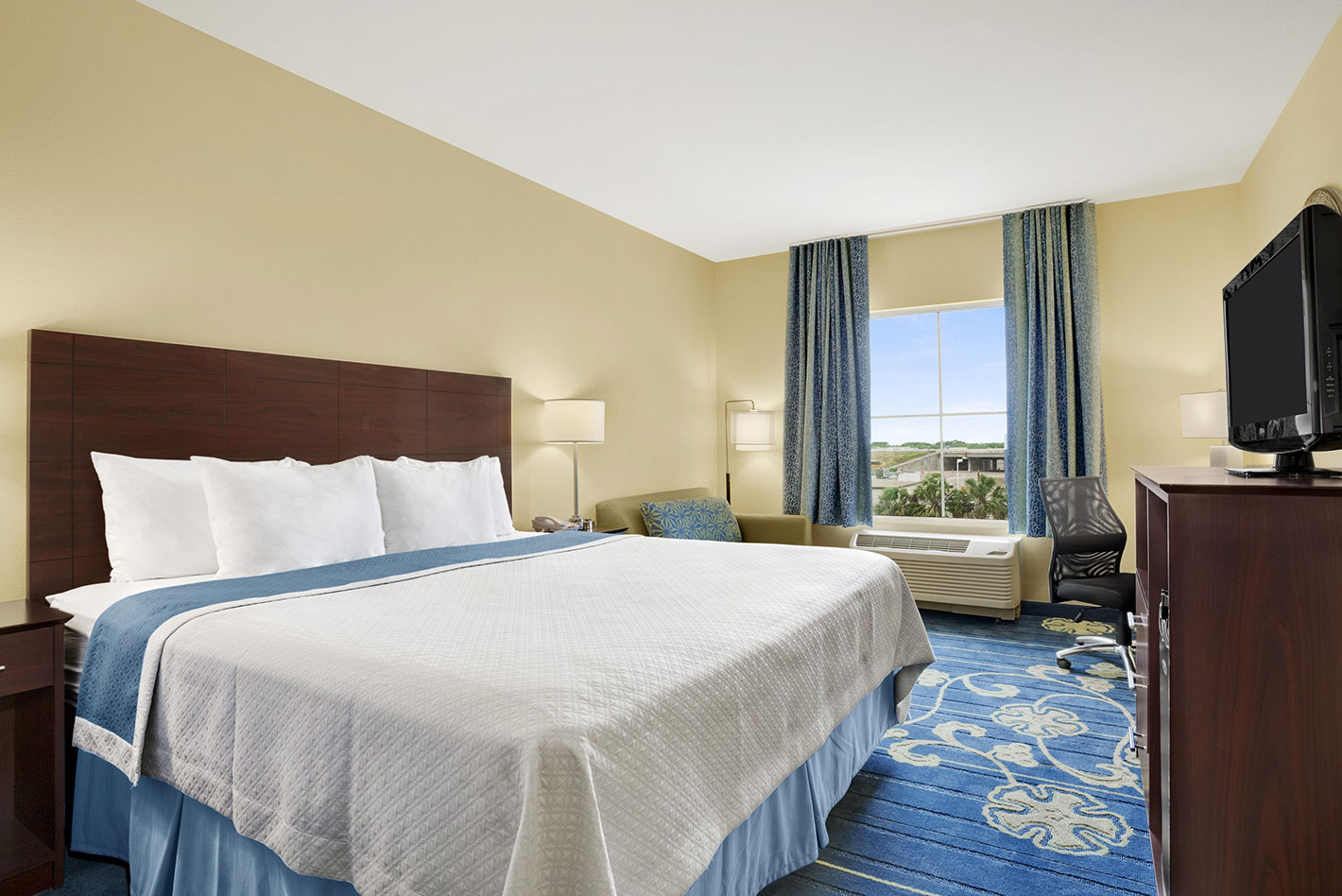 Days Inn by Wyndham Hotels | Wyndham Business