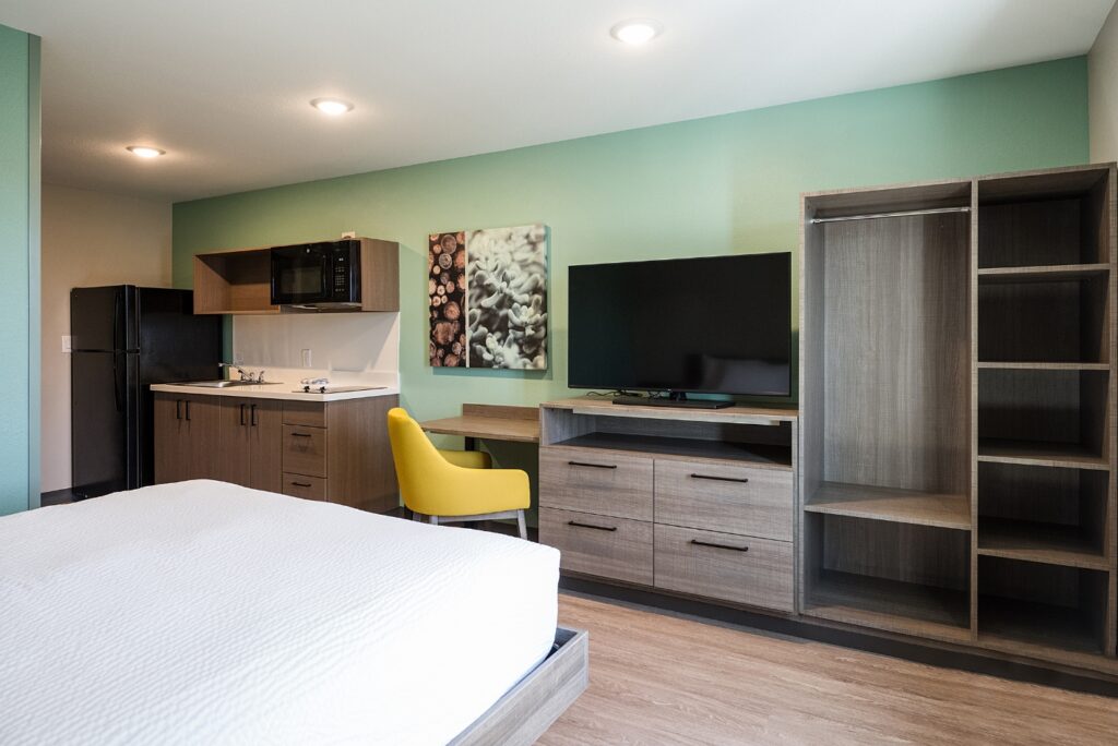 ECHO Suites Extended Stay by Wyndham | Wyndham Business